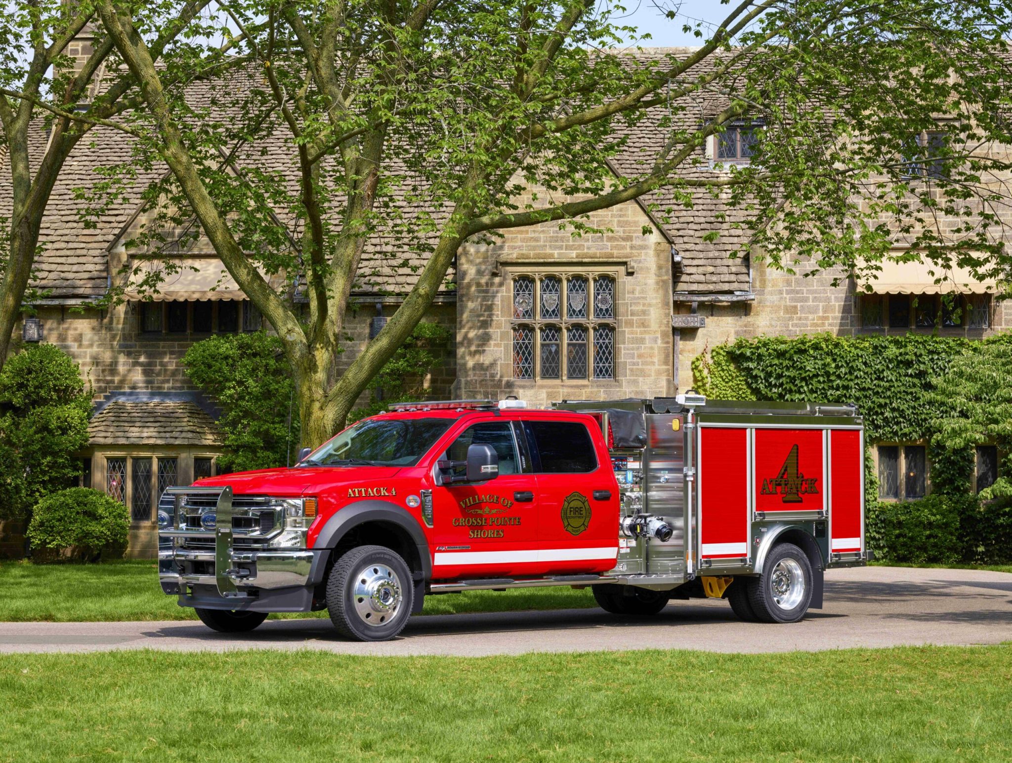 10 Fire Department Utility Vehicles That Never Quit - DAX Street