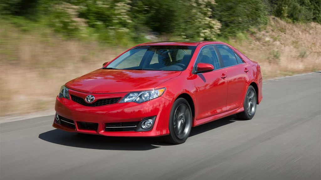 5 Cars With Rear Windows That Only Open Halfway and 5 That Open Fully ...
