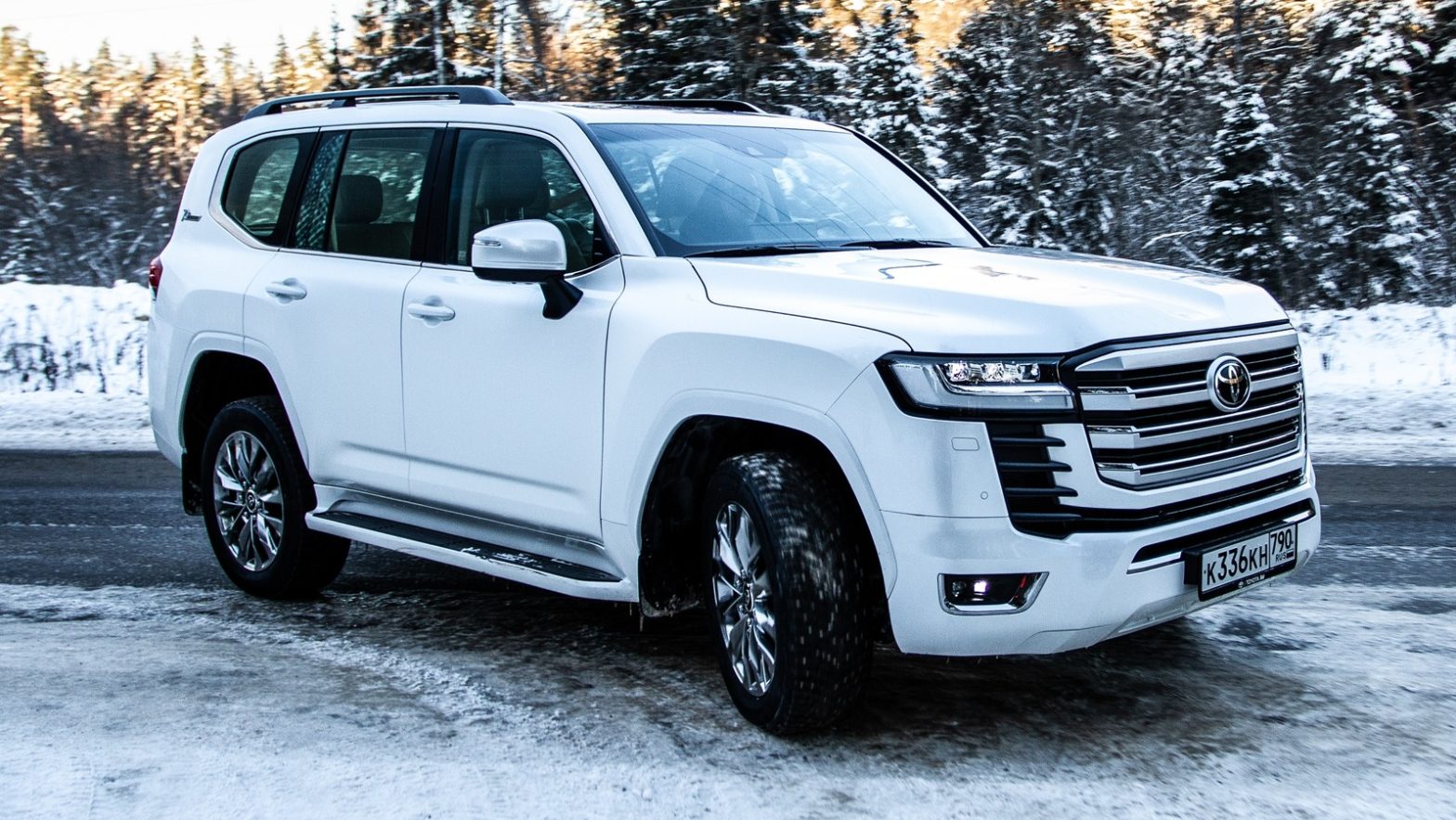 10 Full-Size SUVs Known for Long-Lasting Durability Over 200,000 Miles ...