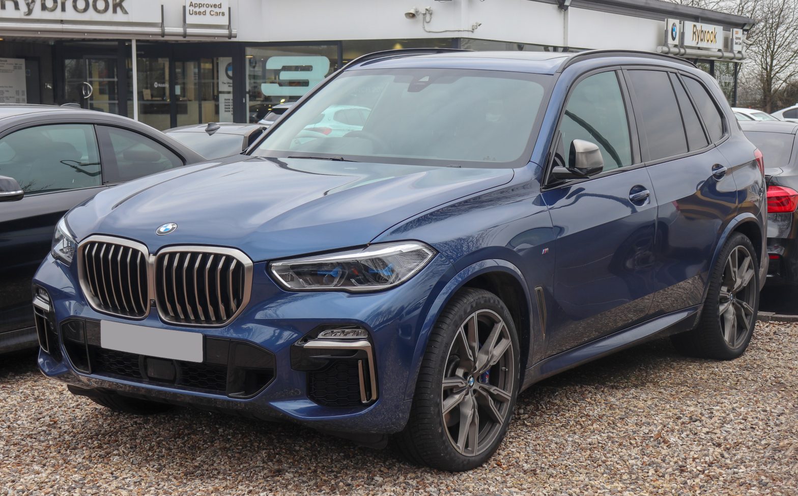 5 Cars With Good Rear Camera Quality and 5 That Are Pixelated Blurs ...