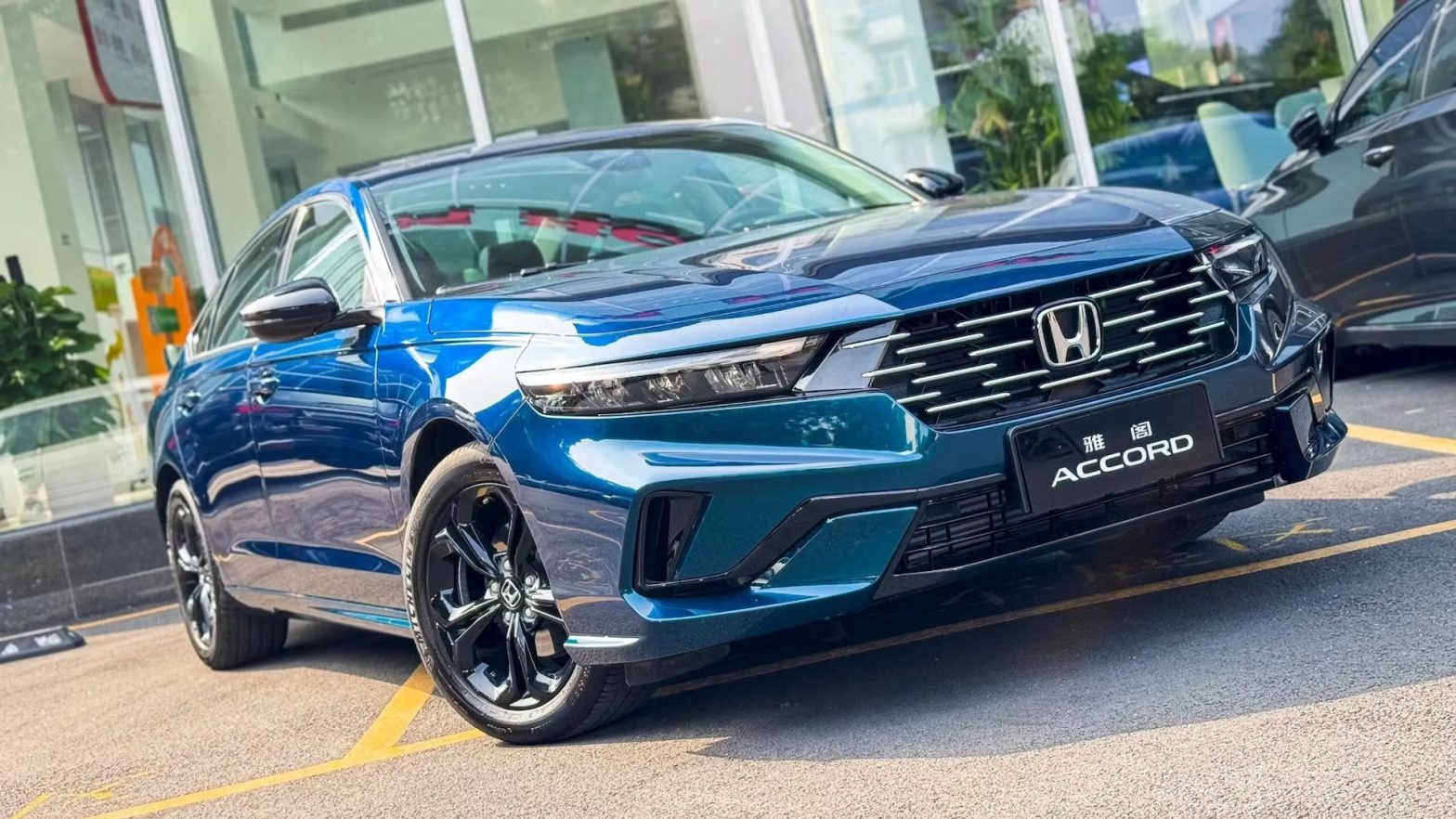 10 Sedans With Spacious Rear Legroom Despite Small Exteriors That Don’t ...