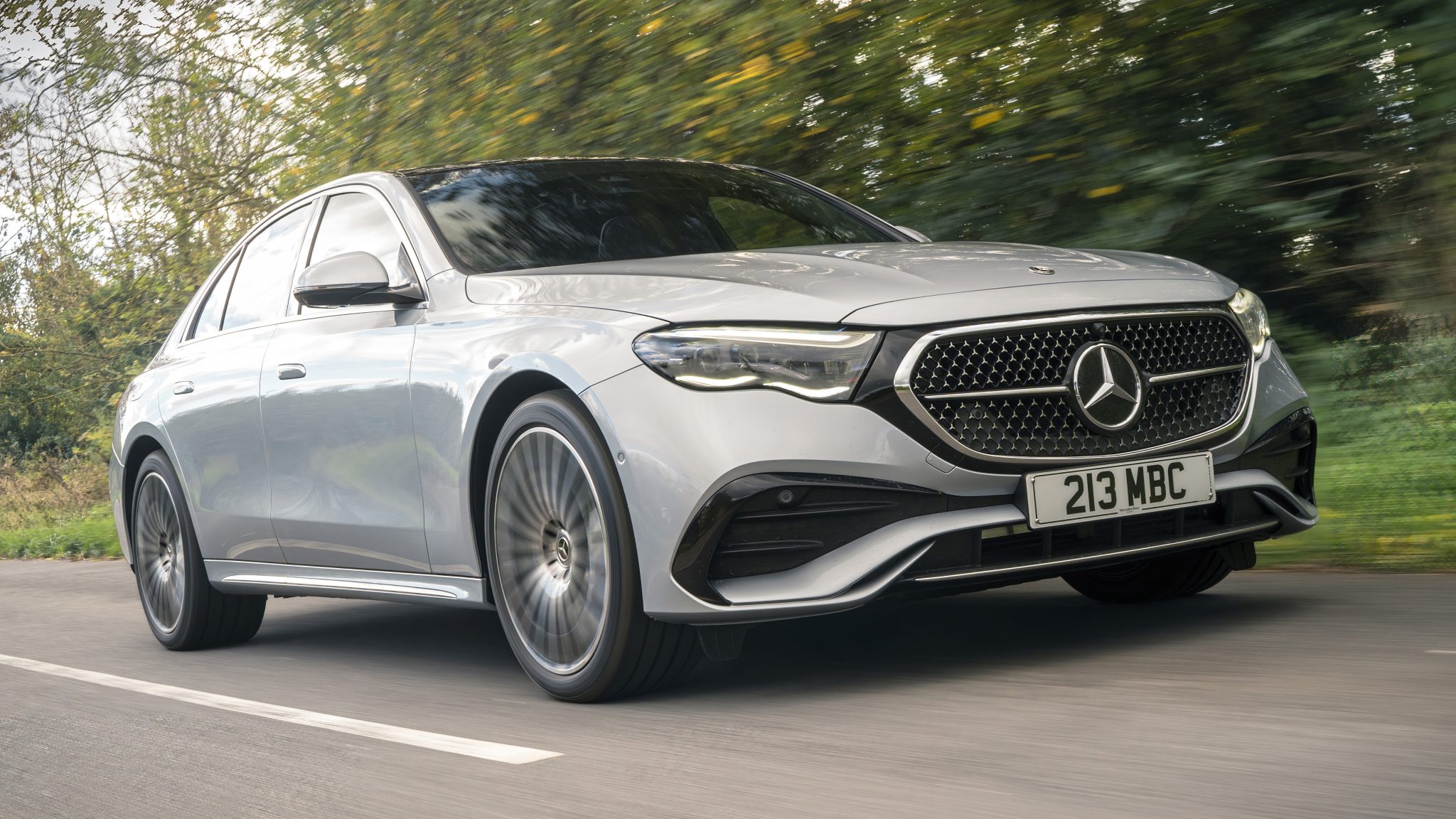 5 Sedans With Best Leg Extension Seats and 5 With Flat Cushions - DAX ...