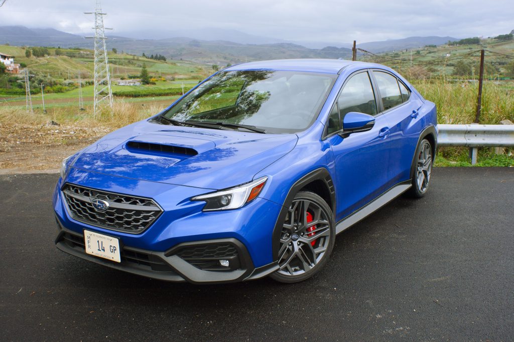 12 Compact Cars With Front Seats Comfortable for Tall Drivers and Roomy ...