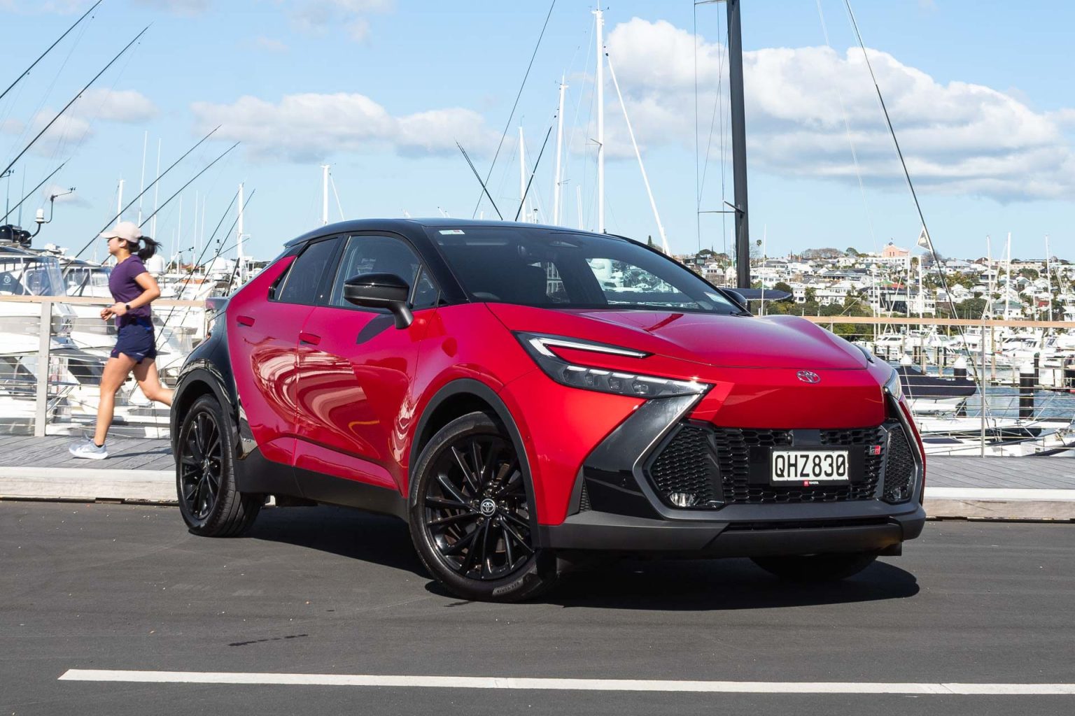 5 SUVs With Best Water-fording Depth And 5 With Low Clearance - DAX Street