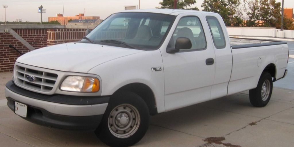 5 Classic Trucks Still Working Today and 5 That Didn't Last 5 Years ...