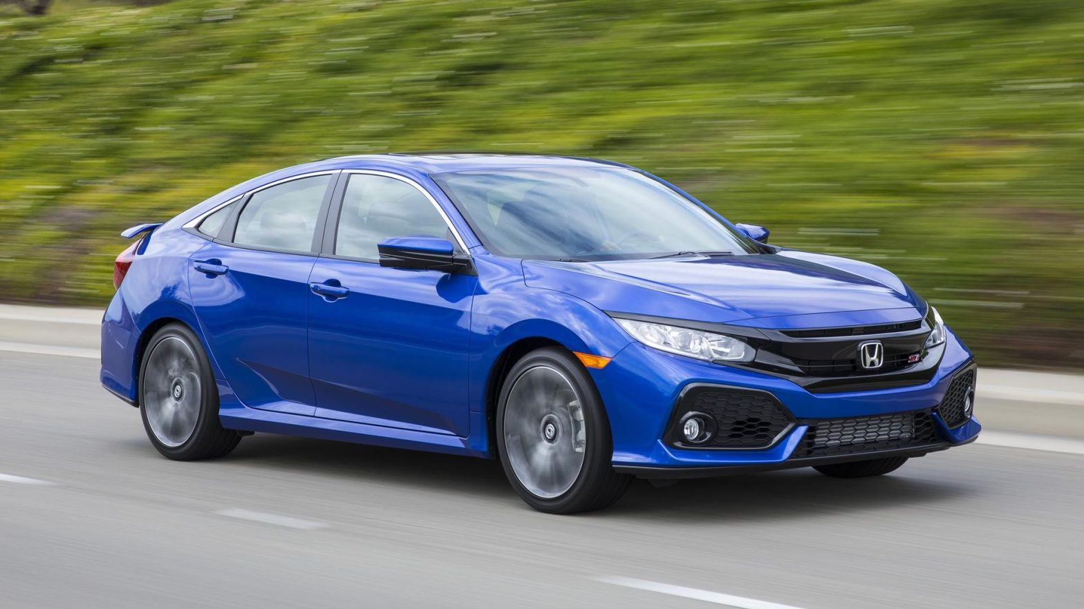 5 Cars With Best Adaptive Headlights And 5 With Static Beams - DAX Street