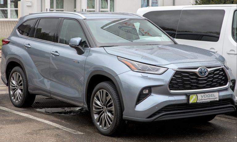 5 SUVs With Best Third-row Comfort And 5 You’d Skip - DAX Street