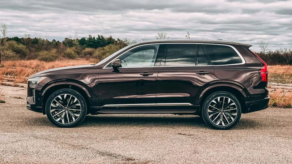 5 SUVs That Don’t Lose Grip in the Rain and 5 That Hydroplane Often ...