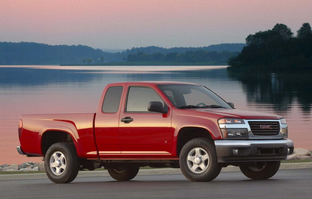 5 Trucks That Survive Construction Duty and 5 That Crack Under Pressure ...