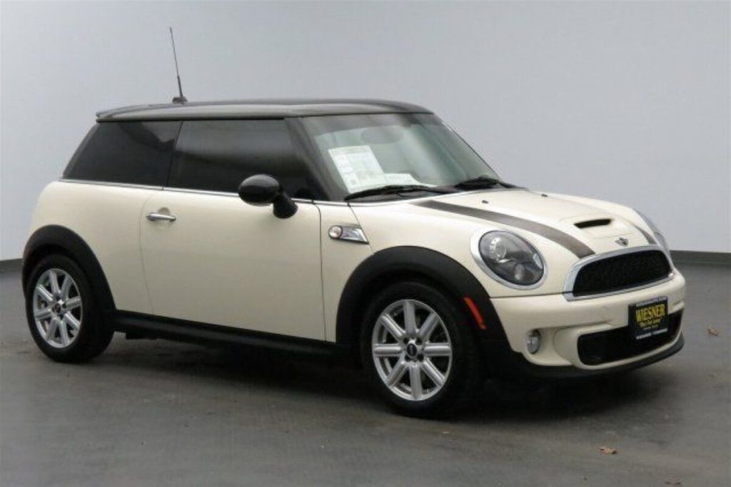 5 Cars With No Common Engine Problems and 5 That Have Known Engine ...