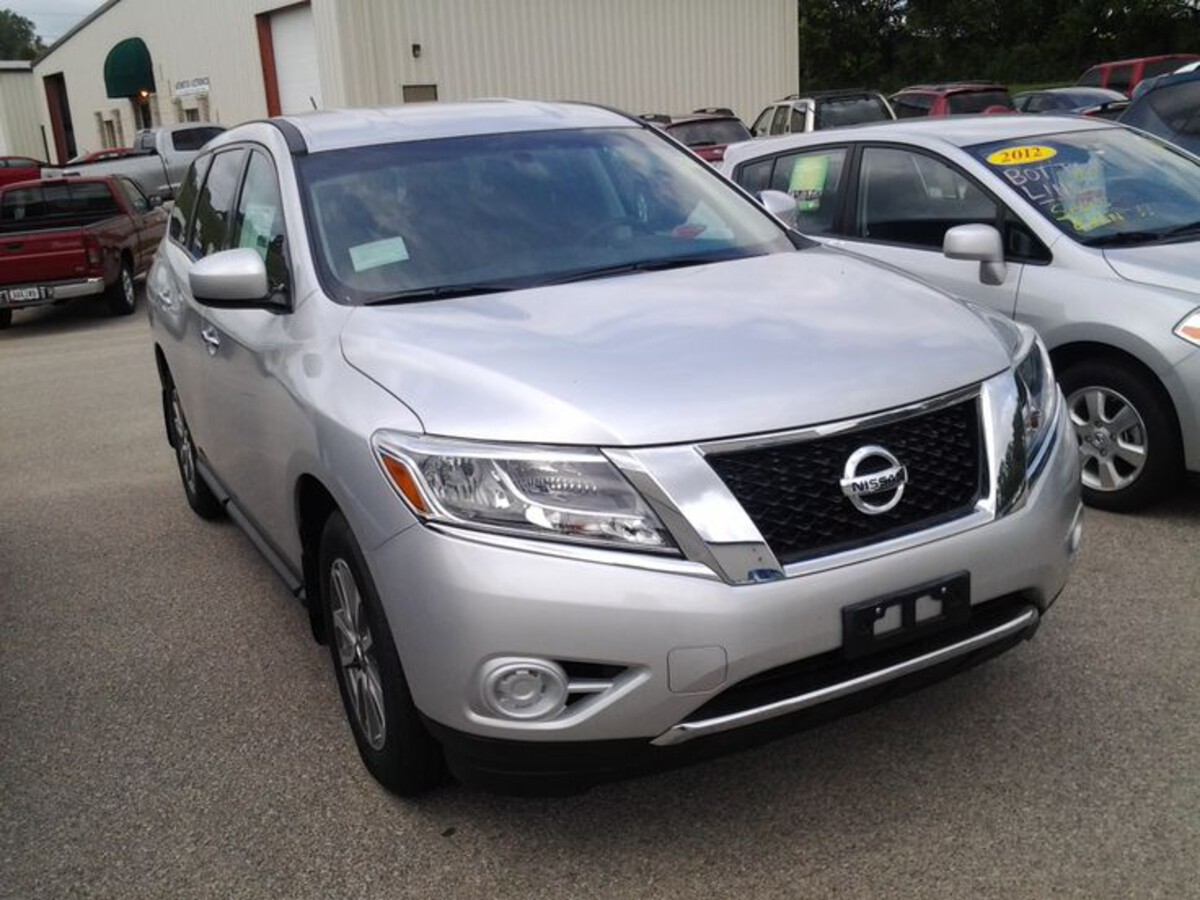 5 Nissans That Exceed 100,000 Miles vs 5 That Die Young - DAX Street