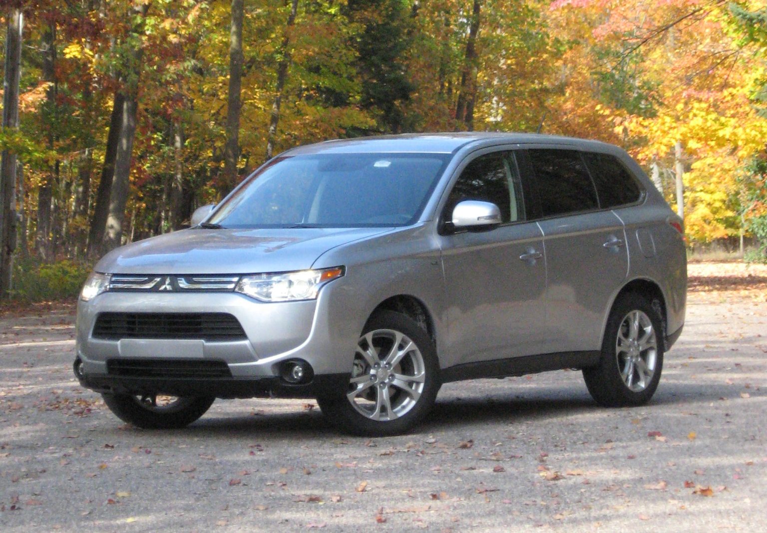 5 Mitsubishi Outlander Years Worth Buying vs 5 That Aren’t - DAX Street