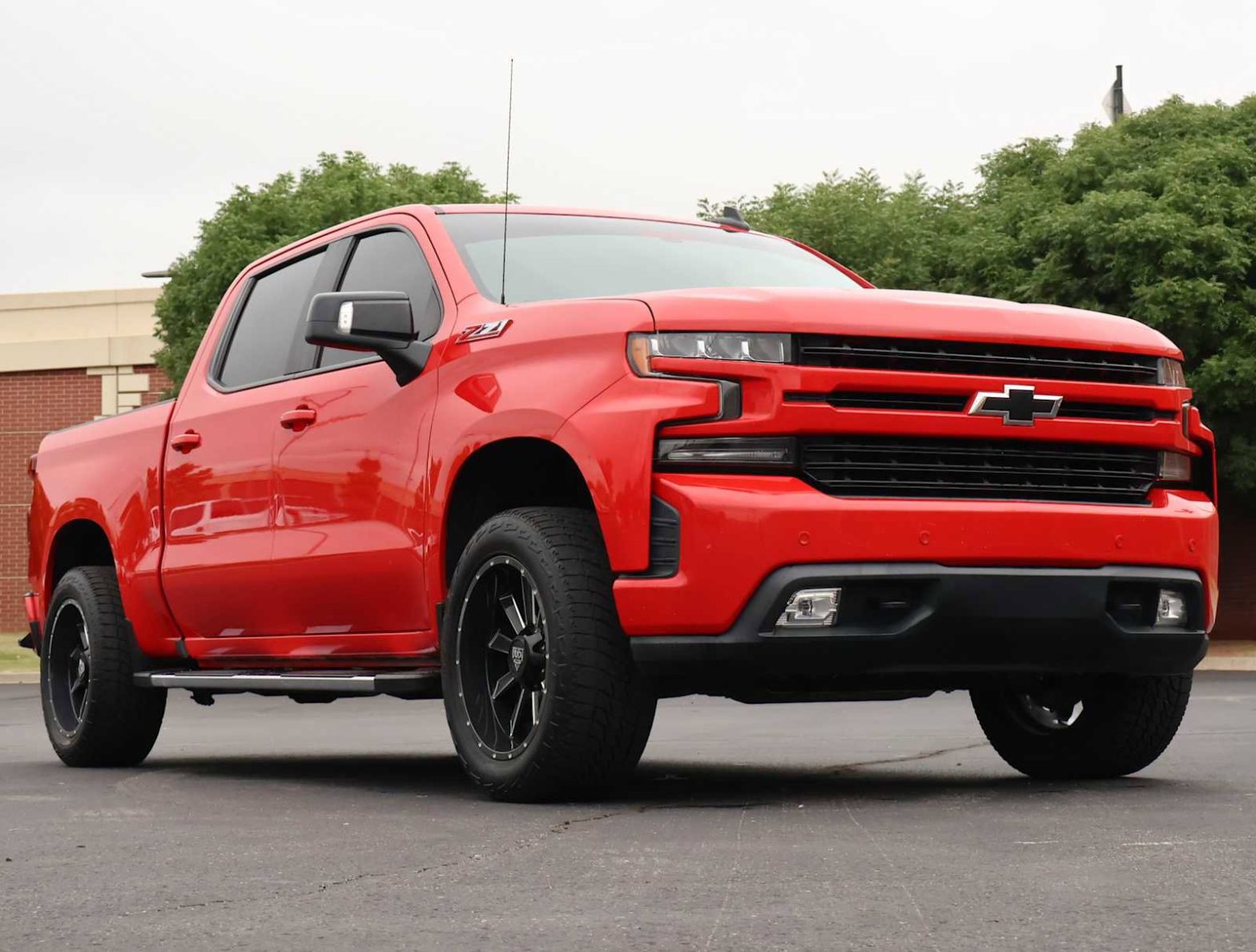 5 Trucks with Factory Sound Systems Worth Keeping vs 5 You’ll Replace ...