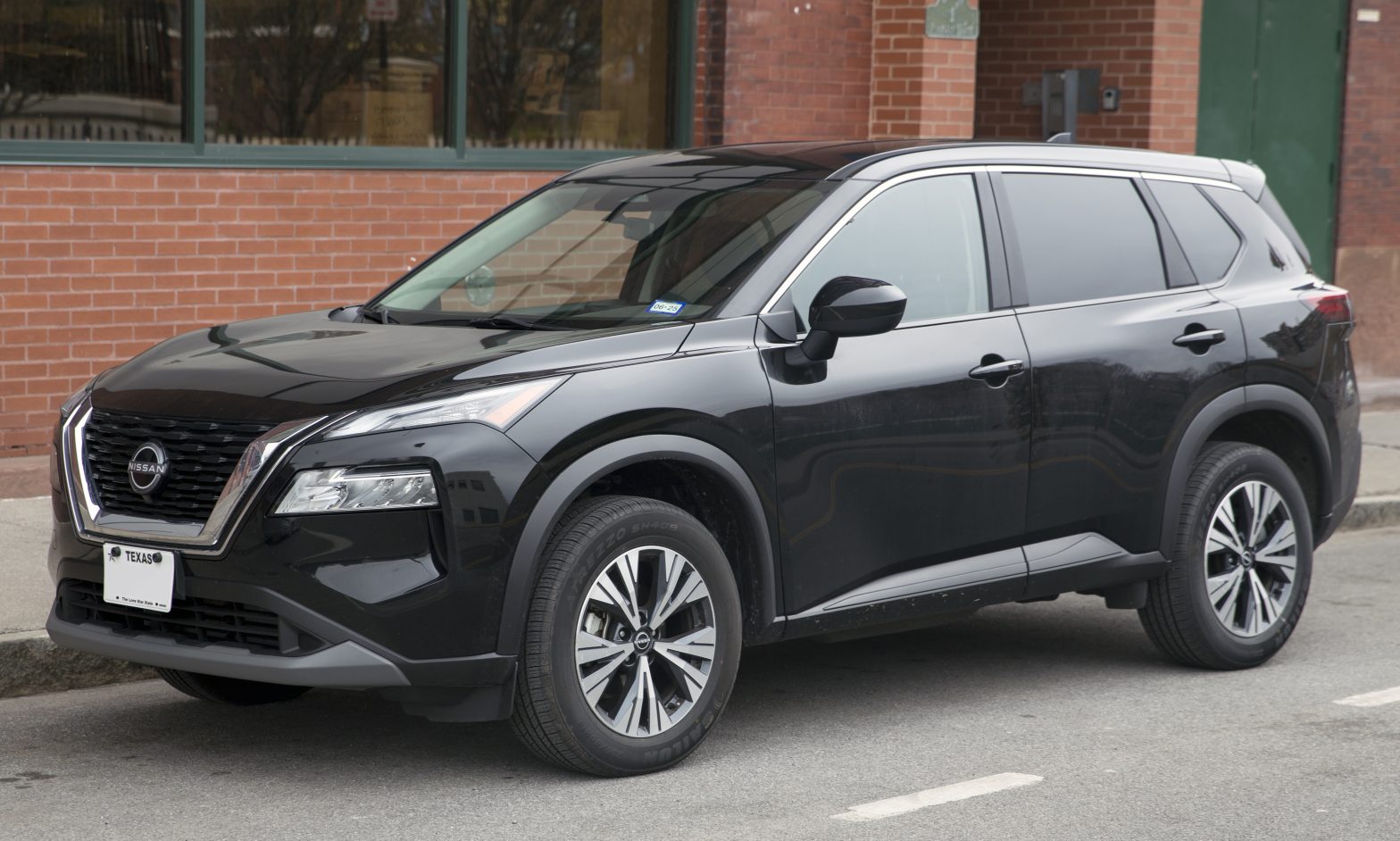 5 SUVs With Comfy Ride Height vs. 5 SUVs That Feel Too Low - DAX Street