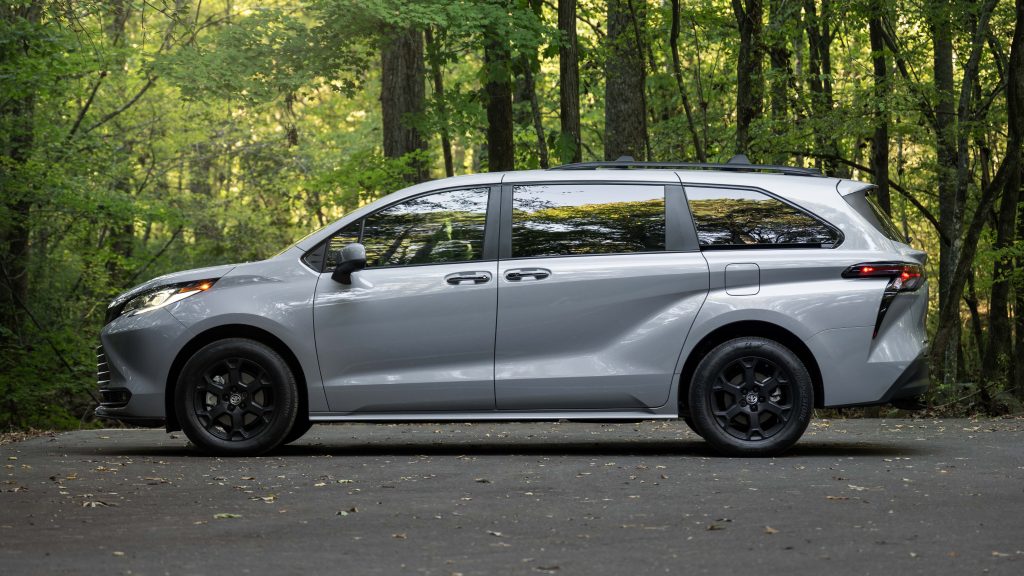 8 Minivans Ranked by Usable Interior Space - DAX Street